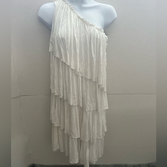 Robert Rodriguez | Dresses | Robert Rodriquez White Off The Shoulder Ruffle Layered Dress Size ...